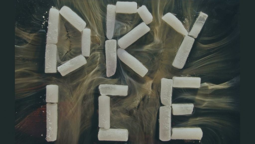 How To Use Dry Ice | [2023 Camping Guide] Overlandsite